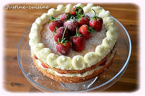 Recette De Layer Cake Aux Fraises Et Chocolat Blanc Valrhona
