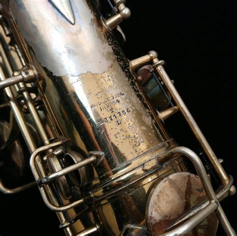 Tenor M Naked Lady Sax Conn Nimfomane