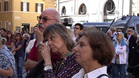 Napolitano il ricordo della gente I suoi valori mancano già alla