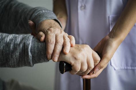 Stipendio Badante E Colf Minimo Secondo Il CCNL