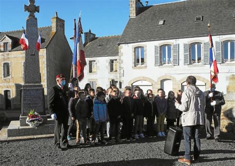 Plouégat Moysan À Plouégat Moysan une assistance très jeune à la