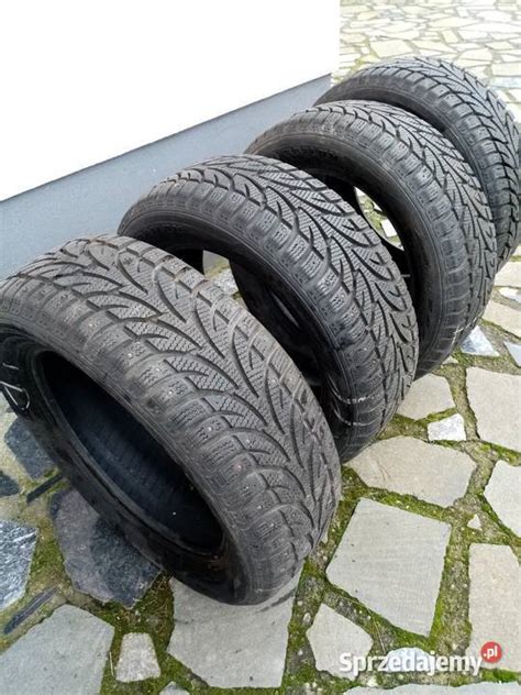 Komplet 4 Opon Zimowych Sailun Ice Blazer 205 55 R16 WST1 Witnica
