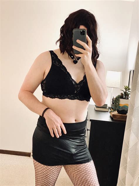 I Walk Around The House Caged And Slutty R SissyChastity