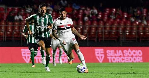 Luciano vai de titular absoluto a reserva no São Paulo