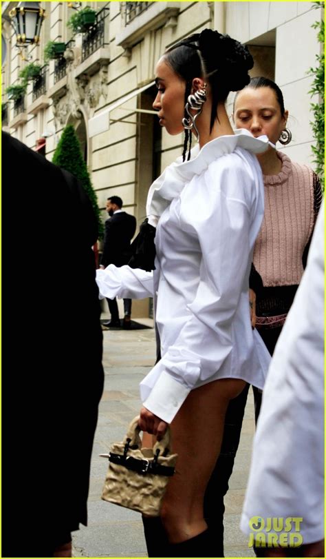 Photo Fka Twigs Jordan Hemingway Paris Fashion Week 18 Photo 4952628