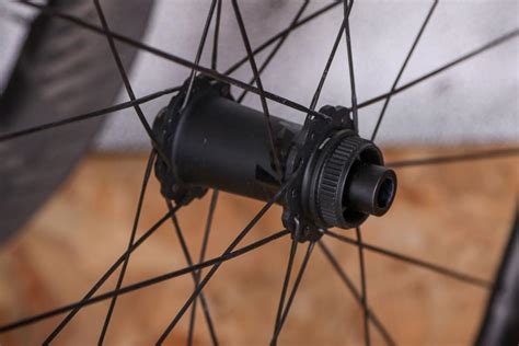 Review Zipp 454 NSW Carbon Tubeless Disc Brake Wheelset Road Cc