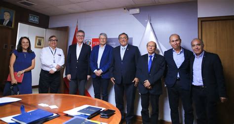 Ministerio De Energ A Y Minas On Twitter Ministro Oscar Vera