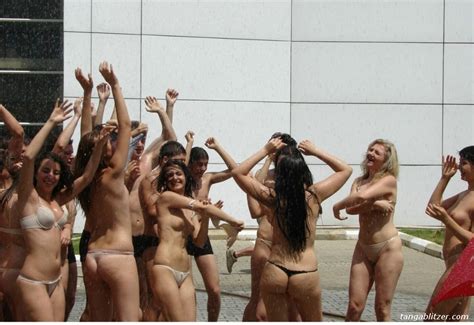 Uni Party im Tanga Höschen Deine Tanga Bilder Galerie