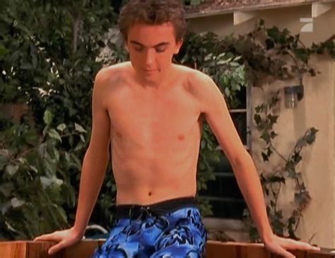 Picture Of Frankie Muniz In Unknown Movieshow Sg138211 Teen Idols 4 You