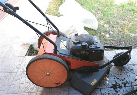Comment R Parer Le Cable De Traction D Broussailleuse Husqvarna Db