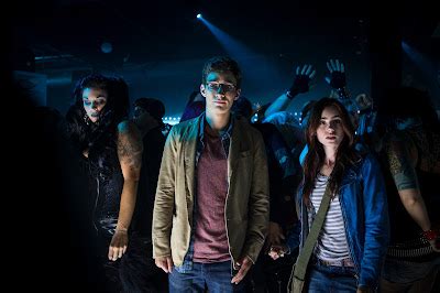 Imágenes de la película Cazadores de sombras Ciudad de Hueso