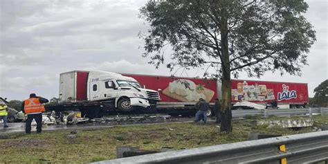 Fatal accidente en la México Querétaro Choque múltiple deja 3 muertos