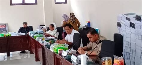 Komisi III DPRD Wajo Gelar RDP Optimalisasi SPAM Pengelolaan Sampah