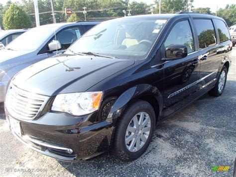 2014 Bright White Chrysler Town Country Touring 85642291 Photo 12