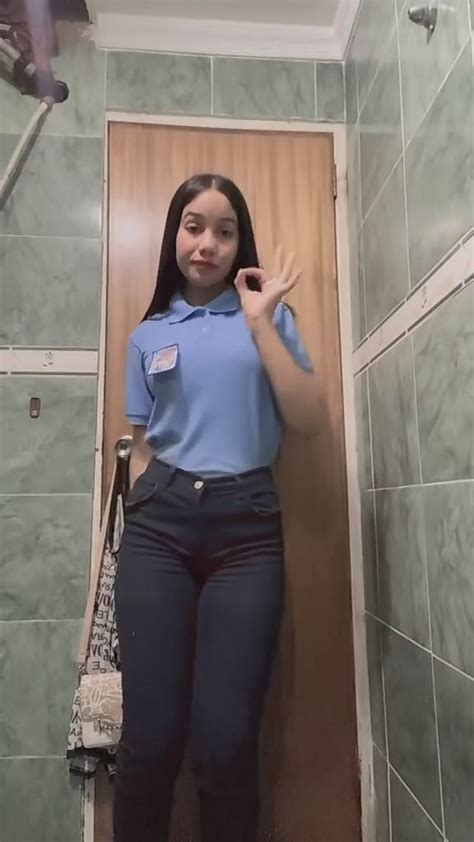 Deliciosa Colegiala Follada En La Institución SrGanzo