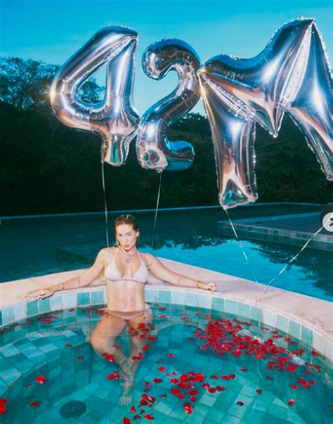 Virginia Fonseca comemora 42 milhões de seguidores no Instagram e