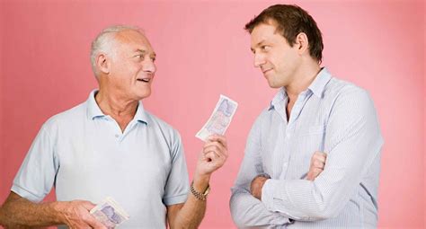 El 74 de los padres ayuda económicamente a sus hijos adultos
