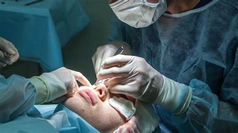 Tidak Ditanggung BPJS Kesehatan Intip Biaya Operasi Lasik Untuk Atasi