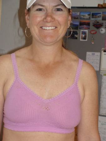 Sex Mature Shy Wife Poses For Hubby Image 306010339
