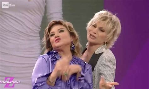 Monica Setta Carmen Russo Dago Fotogallery