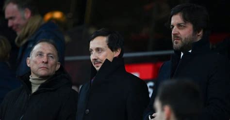 Un crack à 16M une lutte avec le PSG pour un attaquant et la piste