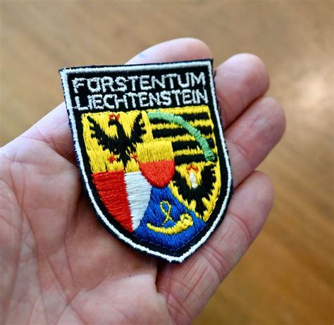 VINTAGE Badge Fürstentum Liechtenstein Kaufen auf Ricardo