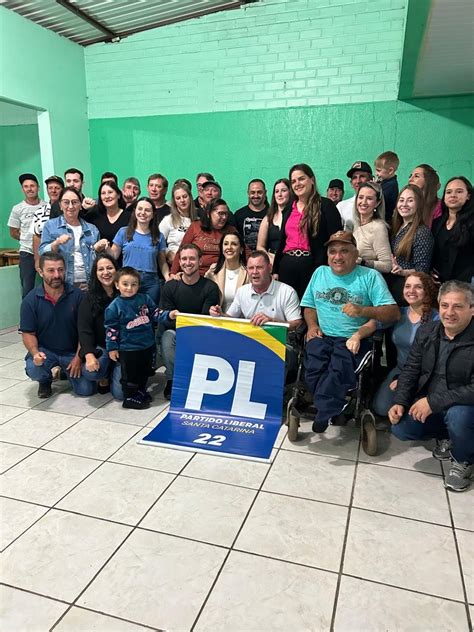 Katiana Moraes é lançada pré candidata à prefeita de Irani pelo PL DI