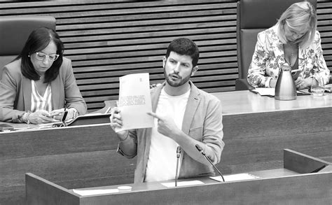 Compromís apoyado por el PSPV exige al Consell la reversión sanitaria