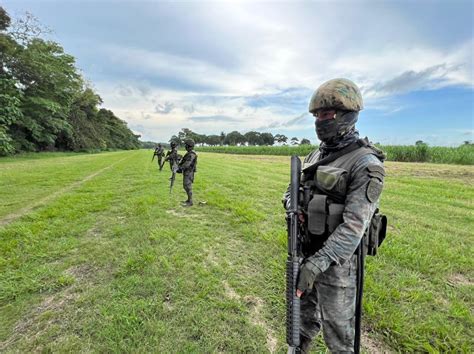Ej Rcito Guatemala On Twitter Buenas Tardes Guatemala Soldados