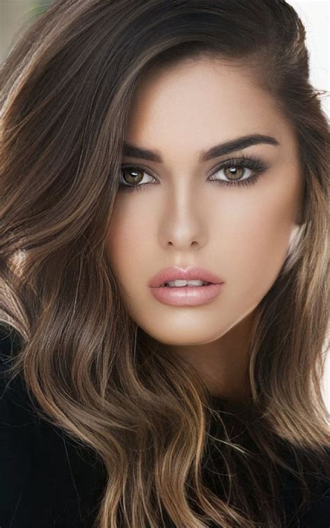 Pin By Dina Luca On Beauty Most Beautiful Eyes Brunette Beauty Beautiful Blonde