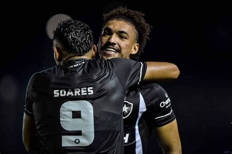 Grupo Do Botafogo Na Sul Americana 2023 Equatoriano Na Altitude