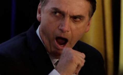 Bolsonaro alerta para amputações de pênis por falta de água e sabão