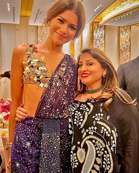 Zendaya Updates On Twitter More Of Zendaya At The NMACC Gala In