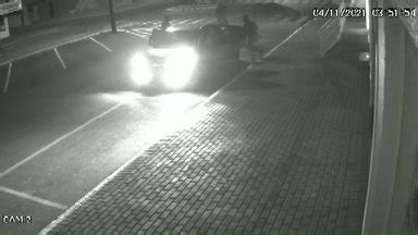 Meio Dia Paraná Foz do Iguaçu Polícia procura assaltante de bancos