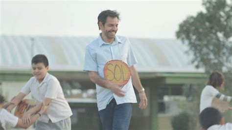Radical Estreno trailer y todo sobre la película con Eugenio Derbez