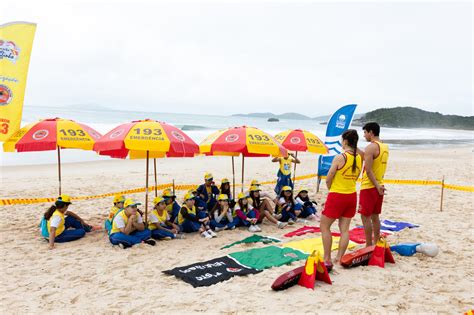 Praias e marinas certificadas a Bandeira Azul aderem à campanha Go