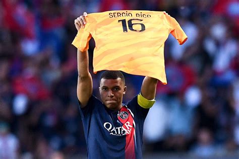 Foot PSG Mbappé face à l Emir du Qatar le PSG proche de craquer