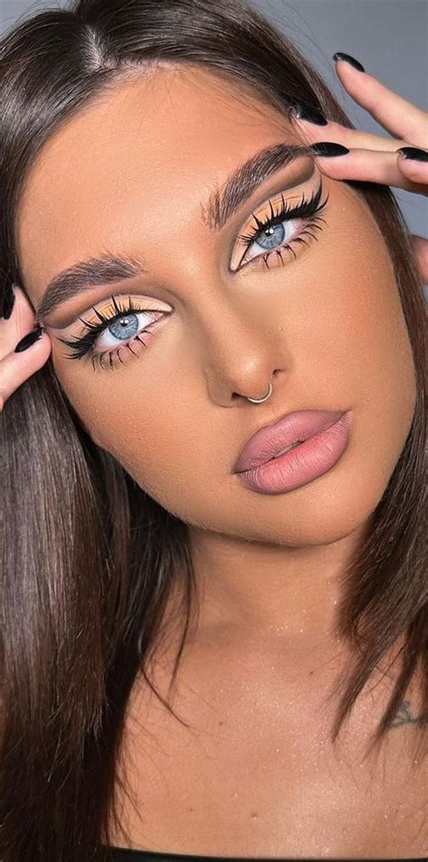 40 Trendy Eyeshadow Looks Colourful Smiley Face