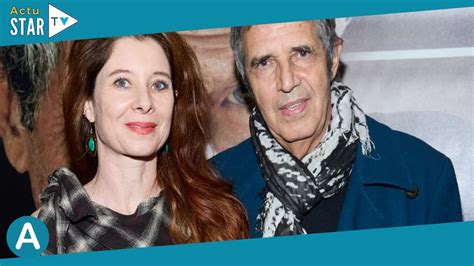 Julien Clerc et sa femme Hélène Grémillon tendres et amoureux cette