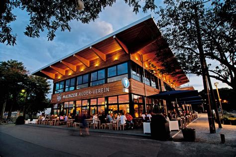 Restaurant Bootshaus Mainz am schönsten Platz von Mainz