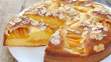 Gâteau moelleux aux pêches et au yaourt super bon