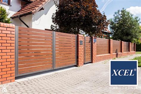 Nowoczesne ogrodzenie aluminiowe Renowacja Ogrodzenia zdjęcie od XCEL