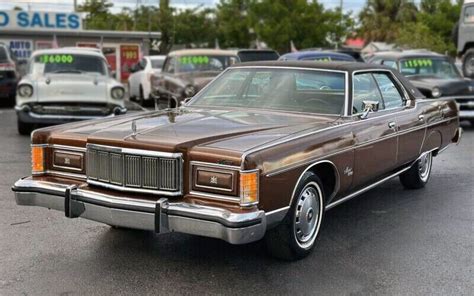 010123 1975 Mercury Marquis Brougham 1 Barn Finds