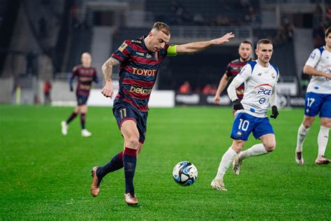 Górnik Zabrze Pogoń Szczecin gdzie oglądać Transmisja TV i stream