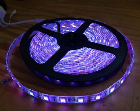 Fita De Led 12V RGB IP65 LED5050 Rolo 5 Metros Paris Luz Loja Online
