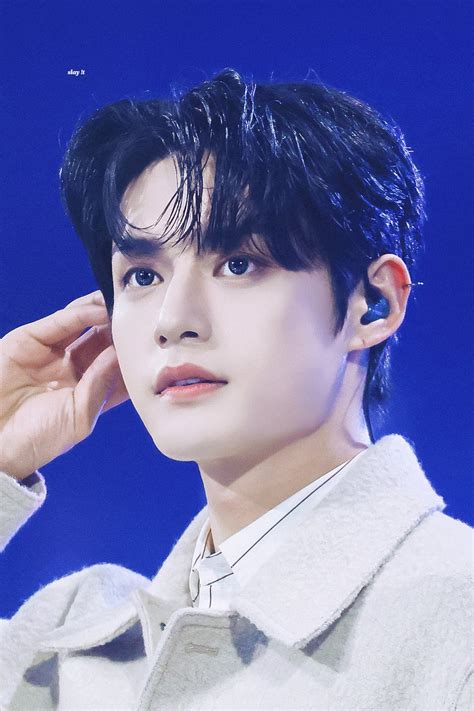On Twitter Rt Slayit Jw Kimjiwoong Zerobaseone Zb