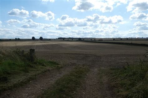 Field Near Wold Farm DS Pugh Cc By Sa 2 0 Geograph Britain And Ireland