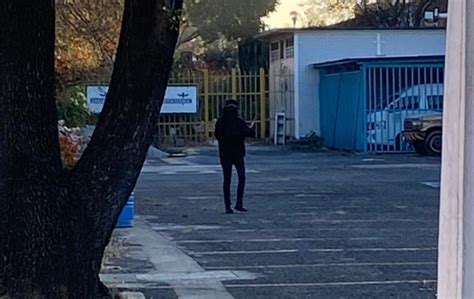 Grupo De Encapuchados Toman Instalaciones Del CCH Vallejo De La UNAM