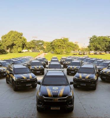 PRF recebe 40 novas viaturas para recomposição da frota no RJ Polícia