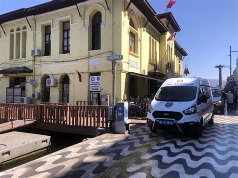 İzmir de denizde erkek cesedi bulundu Haberler